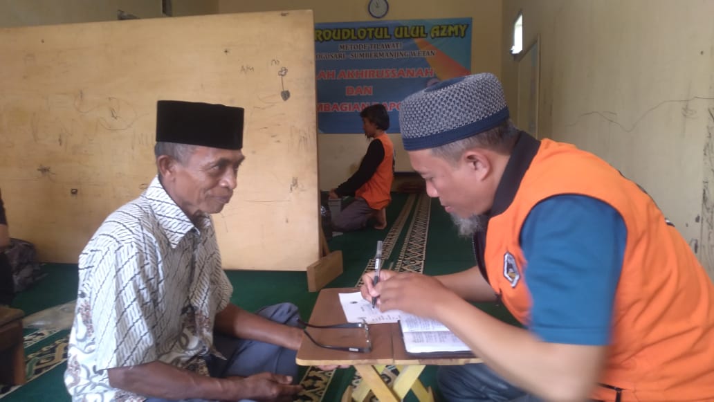 Aksi Mulia Relawan Ansharu Syariah: Gelar Baksos Bekam untuk Guru Ngaji ...